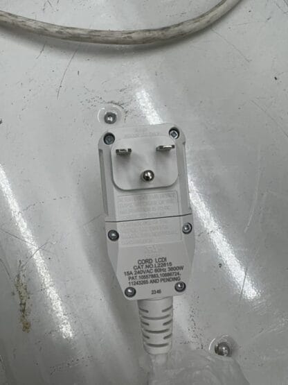 How to Tell If an Outlet Is 120V or 240V (Quick Homeowner Guide) - Grus.io